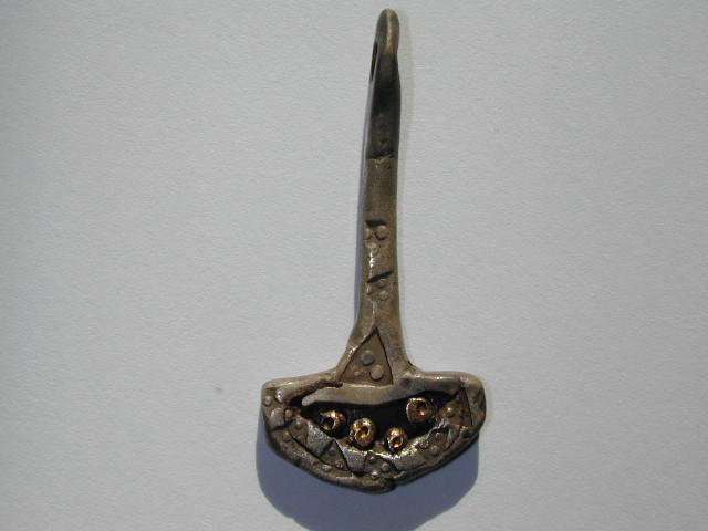 Viking silver Thor hammer with golden balls – www.vikingartefacts.com