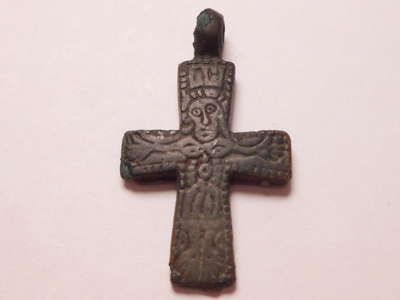 Rus viking cross pendant in Jellinge style – www.vikingartefacts.com